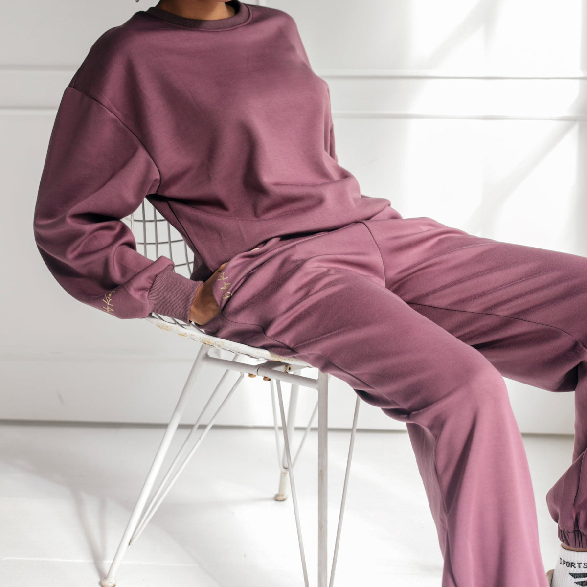 Sleek & Chic Tracksuit | Plum – Lisa Raleigh Online Store